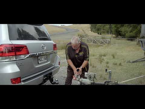 Towing Tips #10 - Connecting Check - Grease Your Coupling And Tow Ball