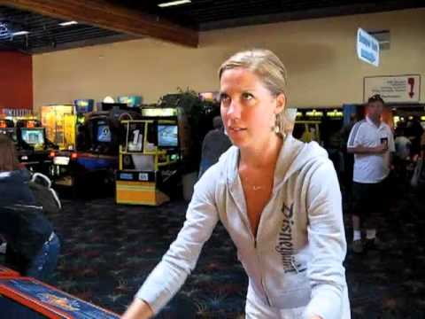 Family Fun Things in Seaside Oregon: Funland Arcade | Eat. Drink. Travel.