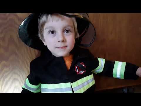 Firefighters vs Aliens – commune life