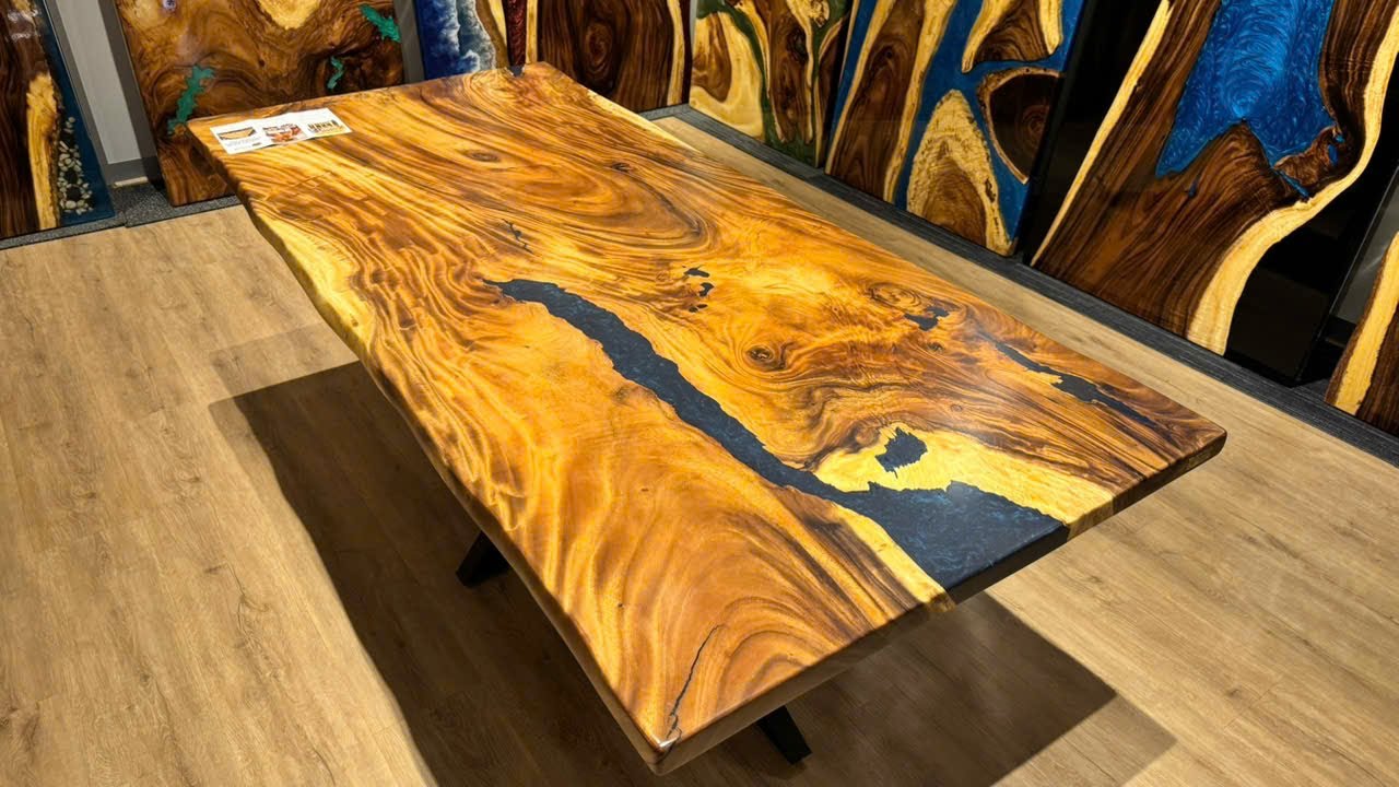 NTS001818 (2250-1000-45) - Live Edge Dining Table - Natural Timber Stone