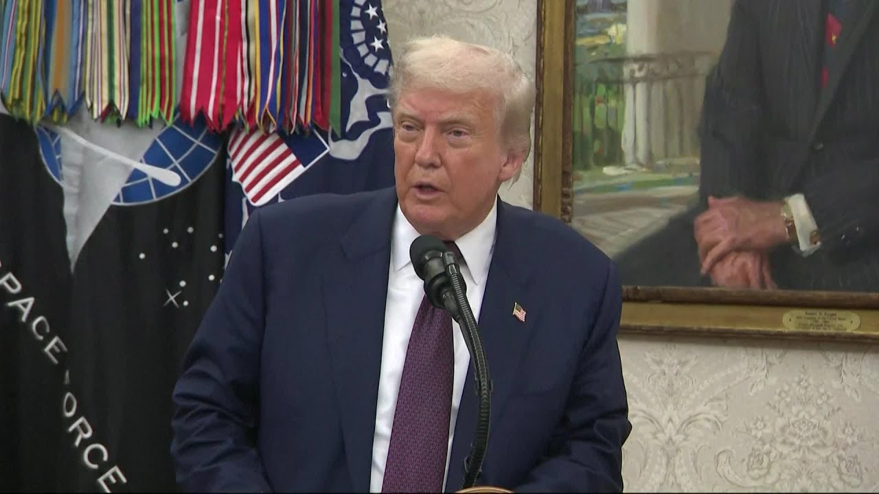 Trump Says He Will Impose 100% Tariff on Semiconductors