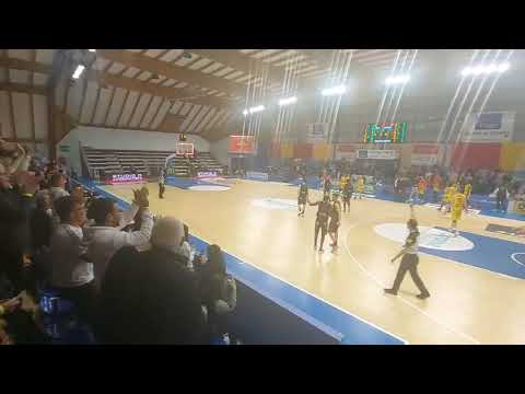 Union Tarbes Lourdes Pyrenees vs Andrezieux