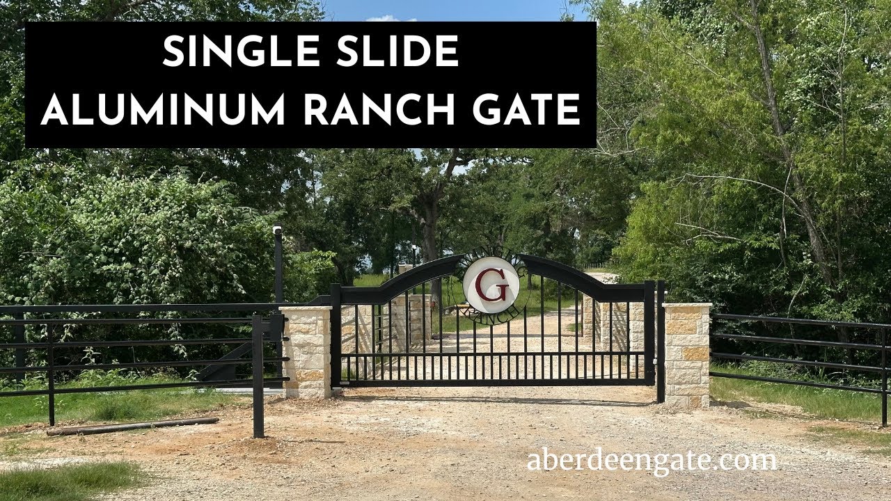 Swinging G Ranch Gate