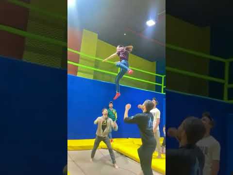 irshad fan sports #bounce Amanah mall trampoline 🥰🥰🥰