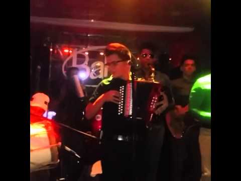 Maxbanda Live