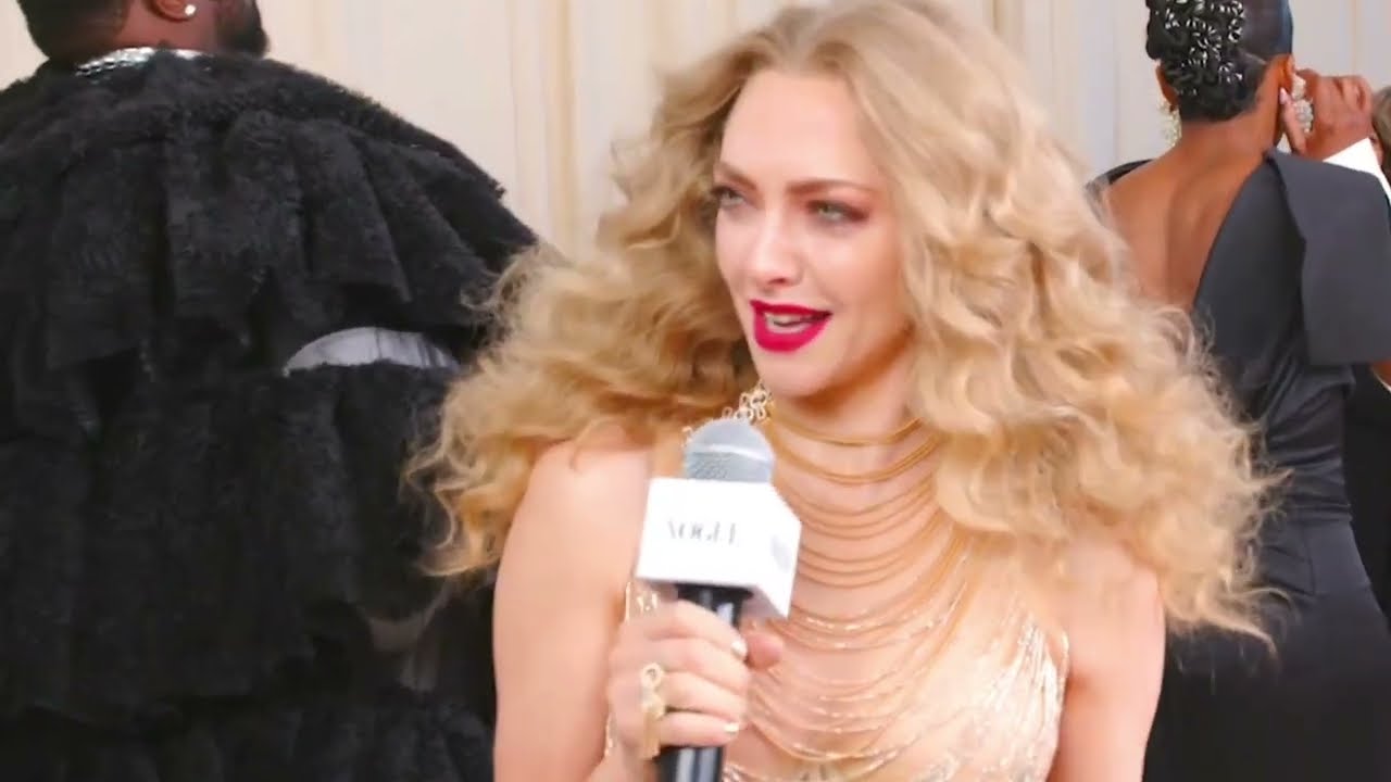 Amanda Seyfried CONFIRMS Mamma Mia 3 Is Happening?!
