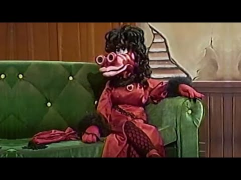 Gigglesnort Hotel - "Following Directions" - WLS Channel 7 (Complete Broadcast, 10/31/1982) 📺