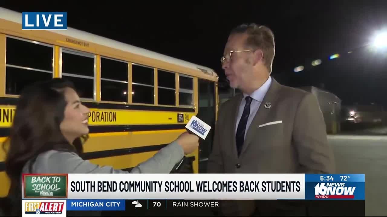 South Bend schools superintendent welcomes back students