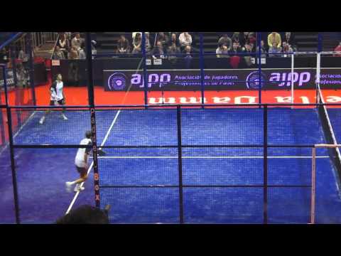Remates de padel en cámara lenta - Padel Barcelona