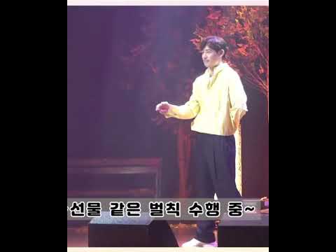 lee jehoon dancing baby shark , sunmi - gashina & exo - love shot