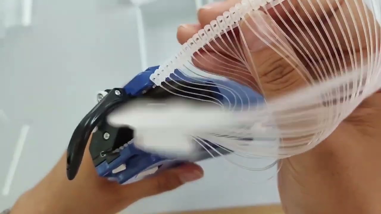 V-tool Tag Gun