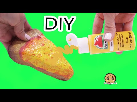 Painting A Pizza ! Do It Yourself How To DIY At Home Rock Craft Project Video