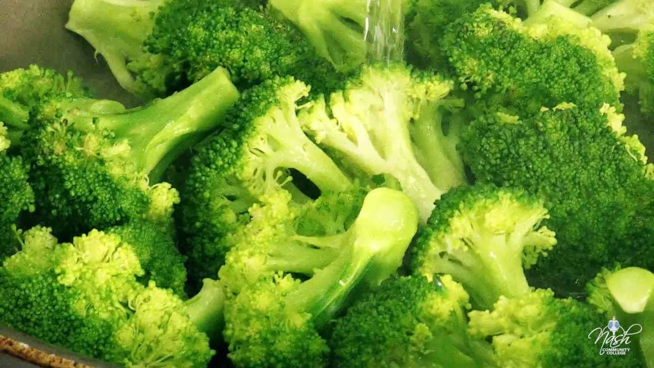 Pan Steamed Broccoli