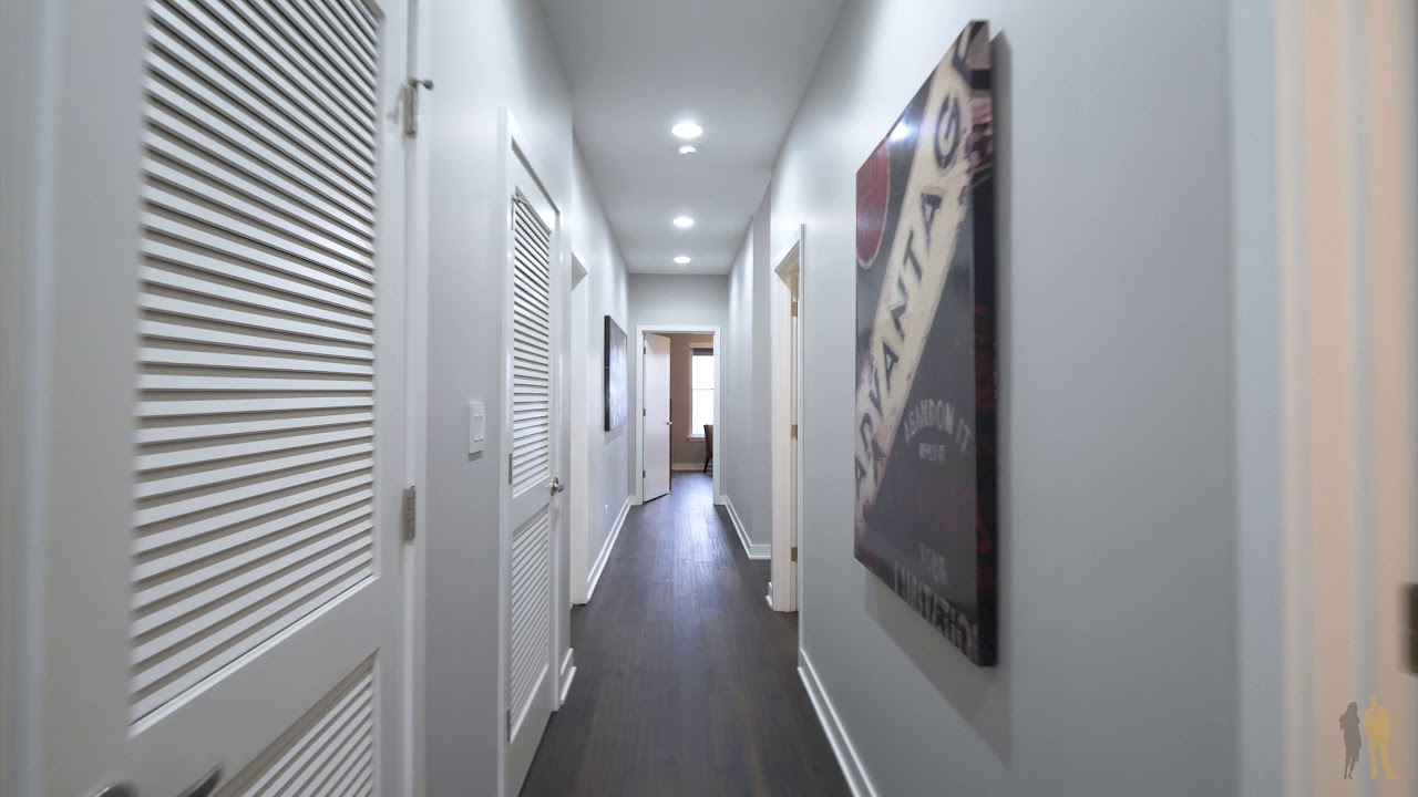 1611 N. Hermitage Ave. #404  |  Home Tour