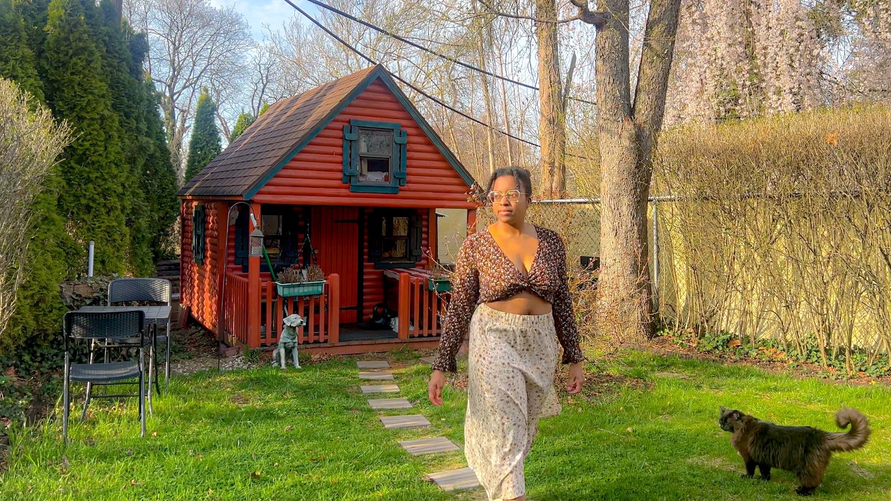 Life in the Smallest Tiny House