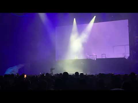 Show of the Dancers of Chris Brown - Concert Accor Arena Paris 2023