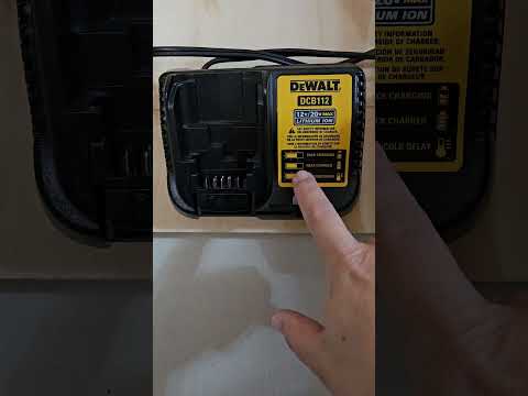 REVIEW: DEWALT 20V MAX Battery Charger (DCB112)