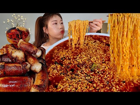 ASMR 간단하게 불닭짬뽕 대창 1kg 리얼먹방 :) 1kg of spicy ramen daechang MUKBANG > 먹방 ...