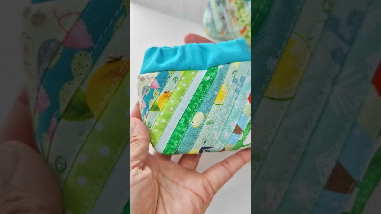 How to use all your tiny fabric scraps. #fabricscraps