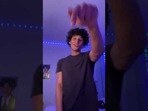 Curly Haired Person Grooves to Upbeat Music#curlyhair #dancing #music #blueaesthetic