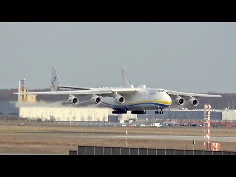 Antonov AN-225 Mriya landing at Leipzig Airport GML to LEJ UR-82060 03.04.2018 Long Version