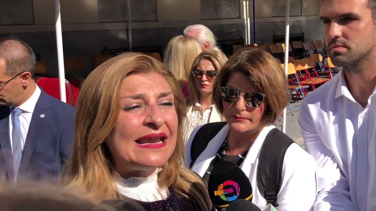 Λιακούλη για επέτειο ΟΧΙ: «ΟΧΙ στο αιματοκύλισμα των αμάχων, ΟΧΙ στην ...