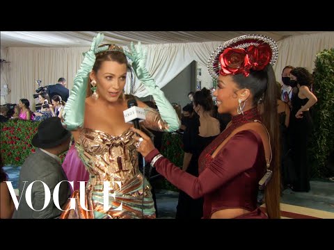 Blake Lively on Her Patinaed NYC-Inspired Dress | Met Gala 2022 With La La Anthony | Vogue