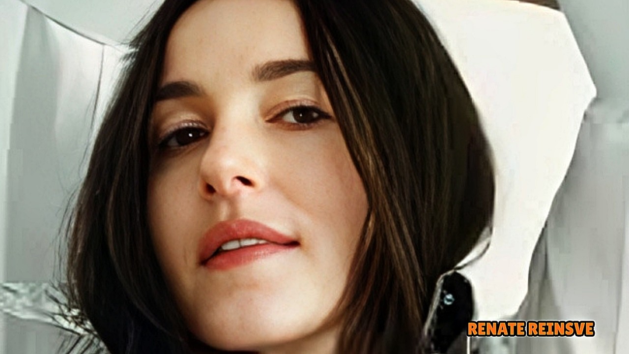 Renate Reinsve🔥 Elegant Fashion, Chic Outfits, Lace Details, Night Glam, Style Muse, Mini Looks