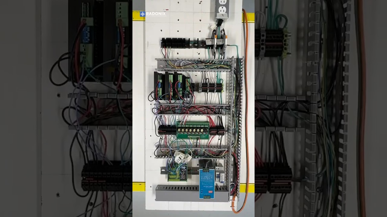 demo of the Python Tkinter GUI, connects to the ESP32 via websocket and RADONIX CNC Controller