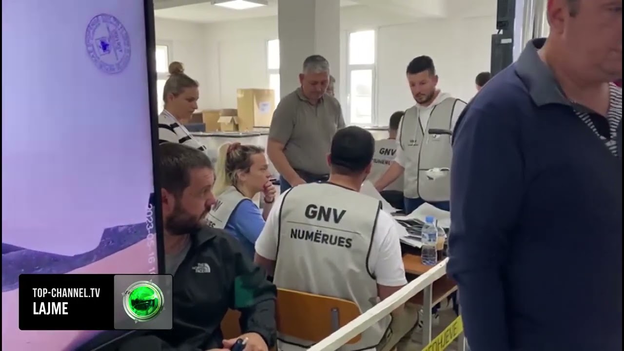 Top Channel/ Nis numërimi i kutive për këshillin bashkiak në Himarë ... Top Channel/ Nis numërimi i kutive për këshillin bashkiak në Himarë ...