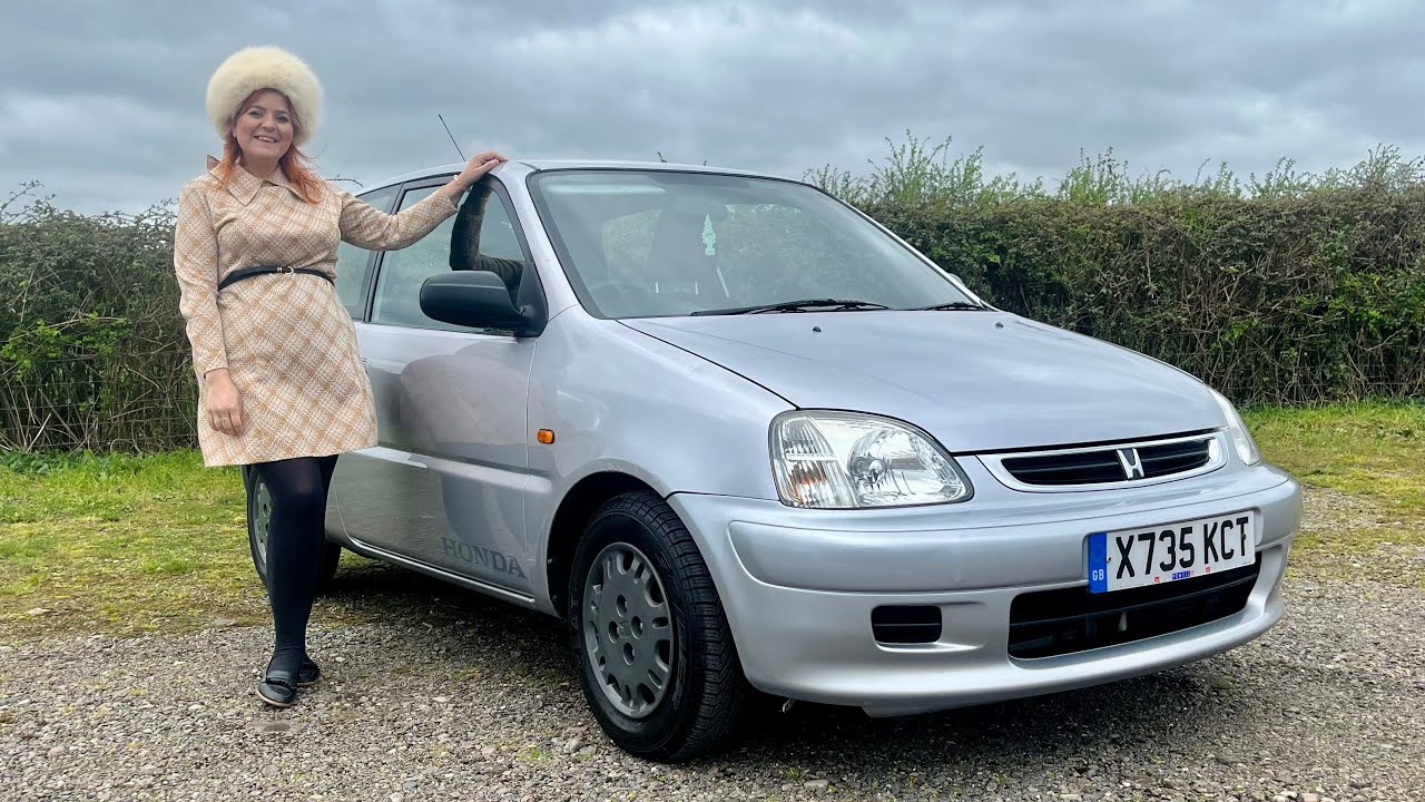 Honda Logo - a budget JDM retro car
