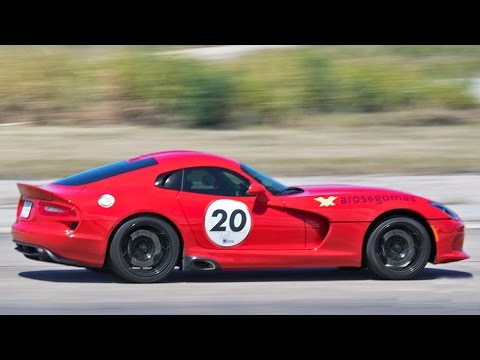 Twin-Turbo Dodge Viper Sets Stock Engine World Record with 194 MPH 1/2 ...