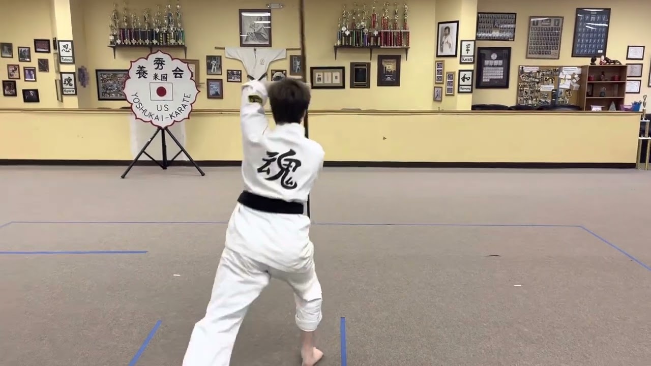 Kihon Kata Shodan-Bo