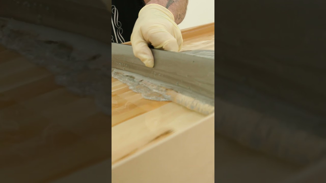Who knew that making suffleboards could be so satisfying to watch?