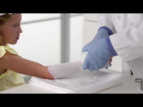 How to Apply a Thumb Spica Cast - 3M™ Scotchcast™ Soft Cast
