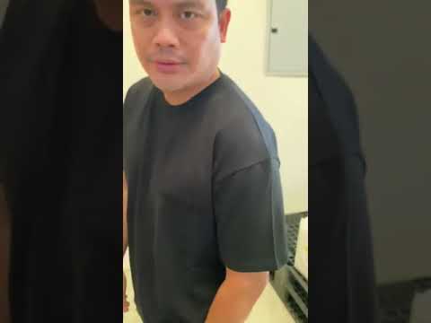 Unboxing and Sizing a 27 USD Black Essentials Fear of God T-Shirt