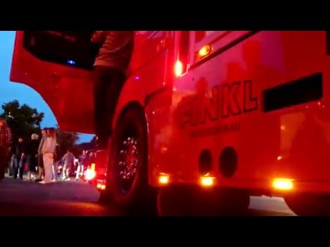 Scania V8 vs, Mercedes MP2 V8 Sound