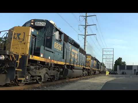 142 car CA-11 NB in Woodbury with CSXT 8828 - 6/23/25