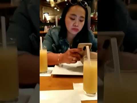 Dining at a restaurant in Dubai Mall!😲 #waiting #dubai #dubaimall #shortvideo #youtubeshorts #travel