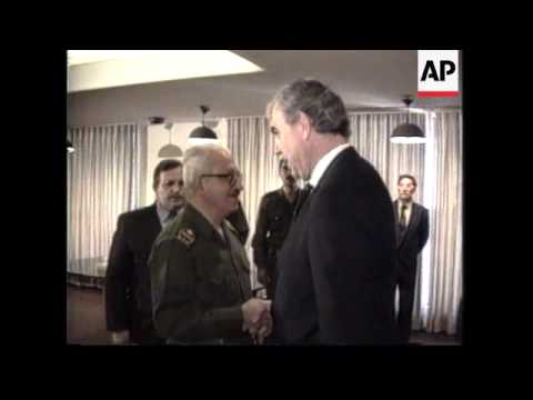 Iraq - Butler has talks with Aziz