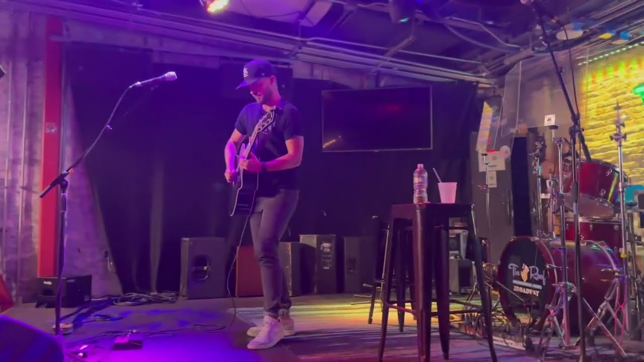 Hire Scott Porter - Singing Guitarist in Nashville, TN | GigSalad