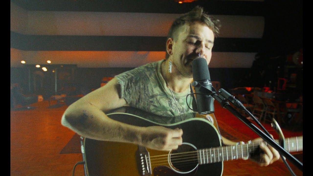 Medium Build - Atom (Live from RCA Studio A)