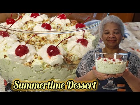 Watergate Salad!! Quick and Easy