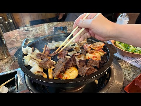 Look At The Well Balanced Meat & Fat Pork Belly~~ Awesome To Eat KBBQ At Hae Jang Chon KBBQ In LA~~*