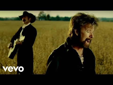 30 Saddest Country Songs - Country-Music Songs to Break Your Heart