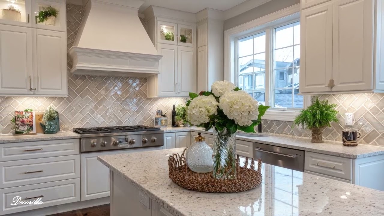 Warm Neutral Kitchen Decor 🍯 Farmhouse Style