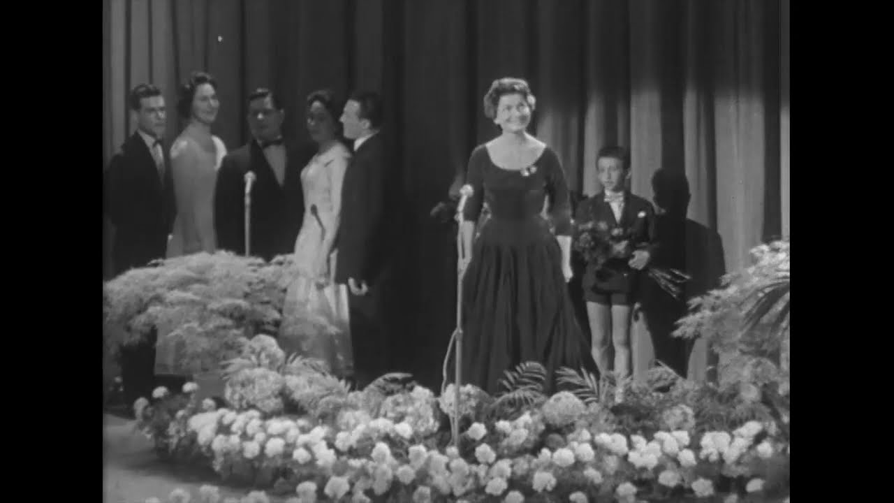 Eurovision 1956 Switzerland: Lys Assia - "Refrain"