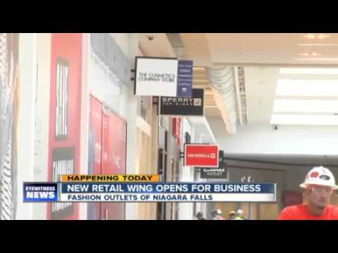 New Fashion Outlet Stores Have Economic Perks