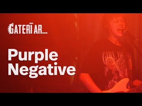 Gaterī ar grupu Purple Negative