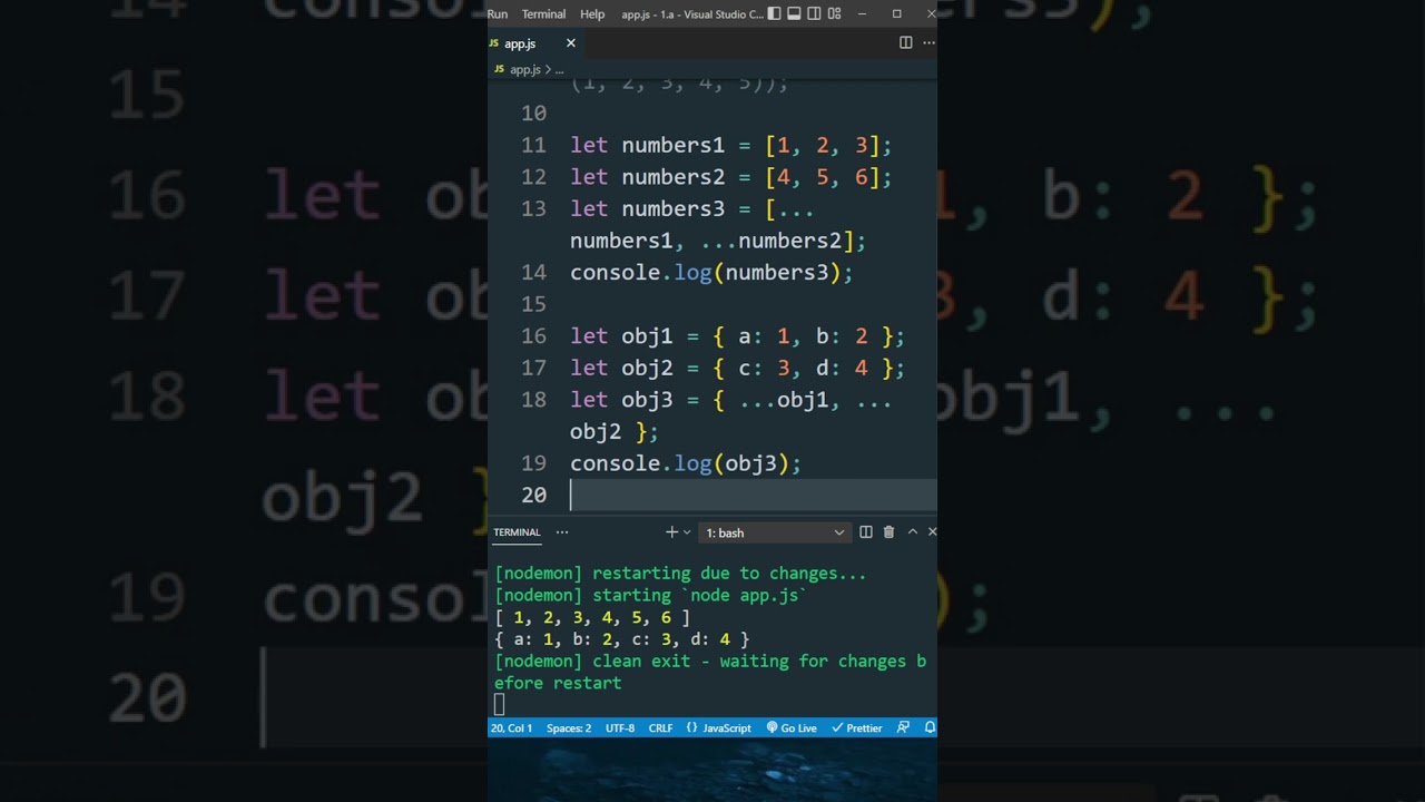 Spread vs Rest Operators - JavaScript #shorts